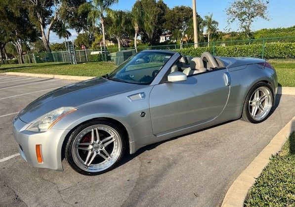 Used Nissan 350Z for Sale - Kelley Blue Book