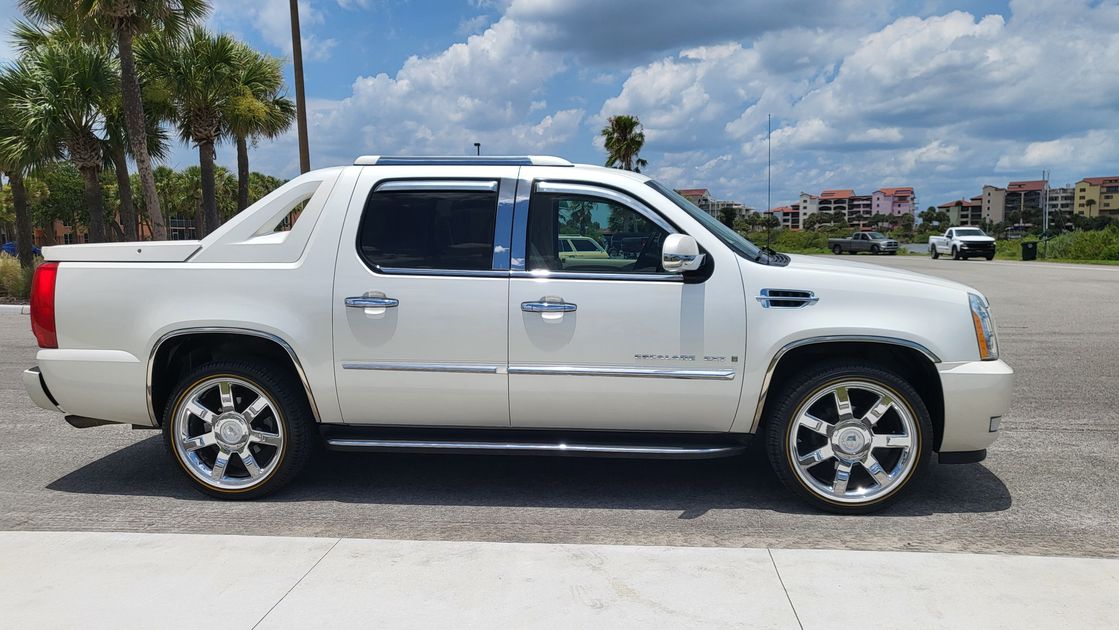 Used Cadillac Trucks for Sale - Autotrader