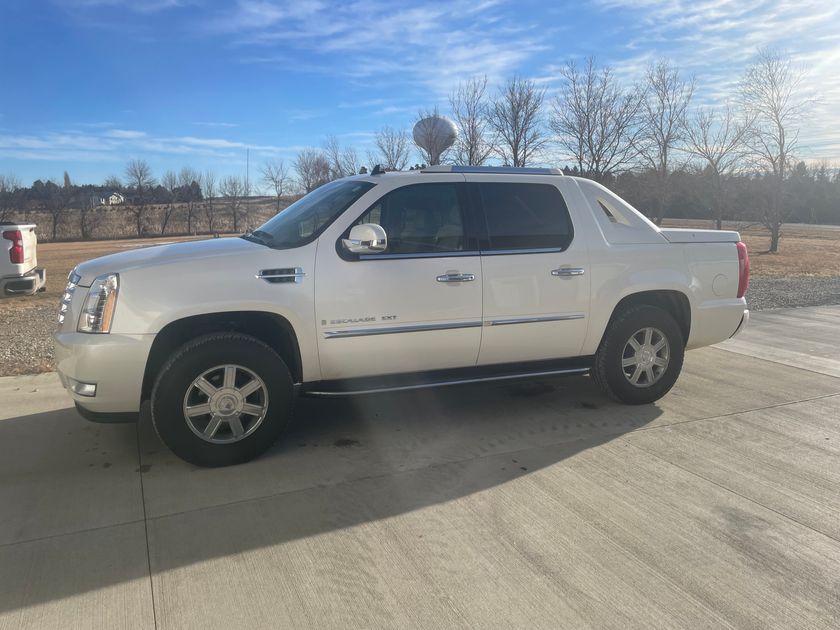 Used Cadillac Trucks for Sale - Autotrader