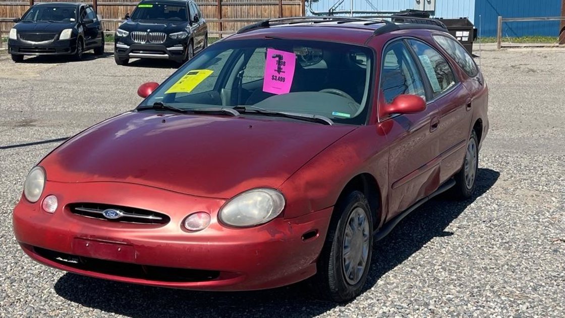 Ford Taurus SE Wagons for Sale - Kelley Blue Book