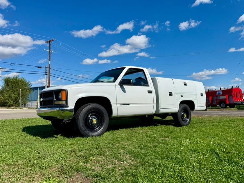 Used 2000 Chevrolet Silverado 2500 for Sale - Car and Driver