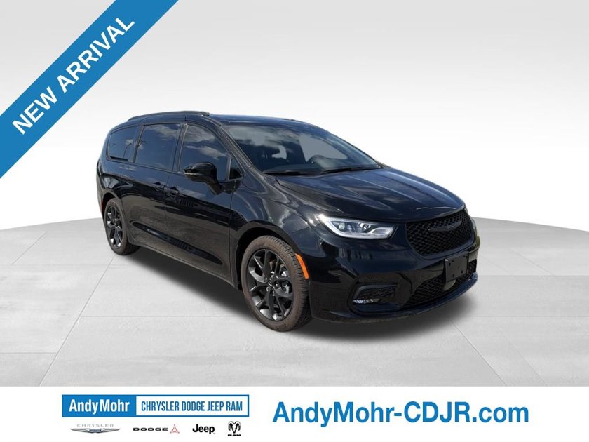 Used 2024 Chrysler Pacifica for Sale - Car and Driver