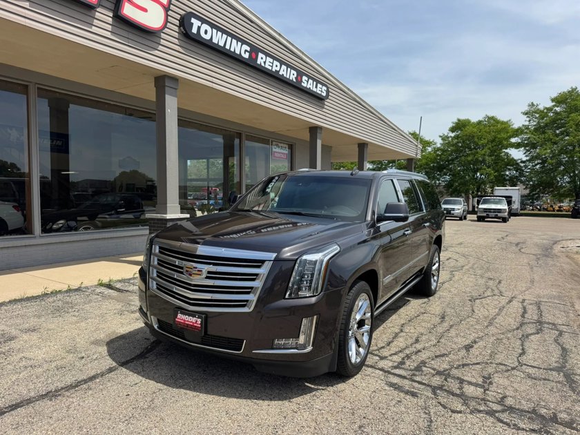 Used Cadillac Escalade ESV Platinum for Sale in Burlington, WI - Autotrader