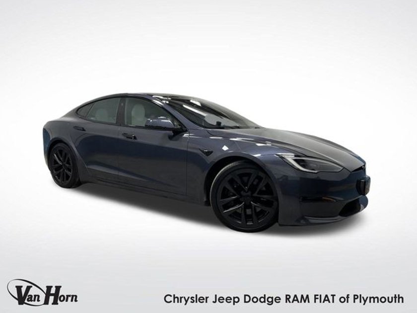 Used 2022 Tesla Model S for Sale in Beaver Dam, WI - Autotrader